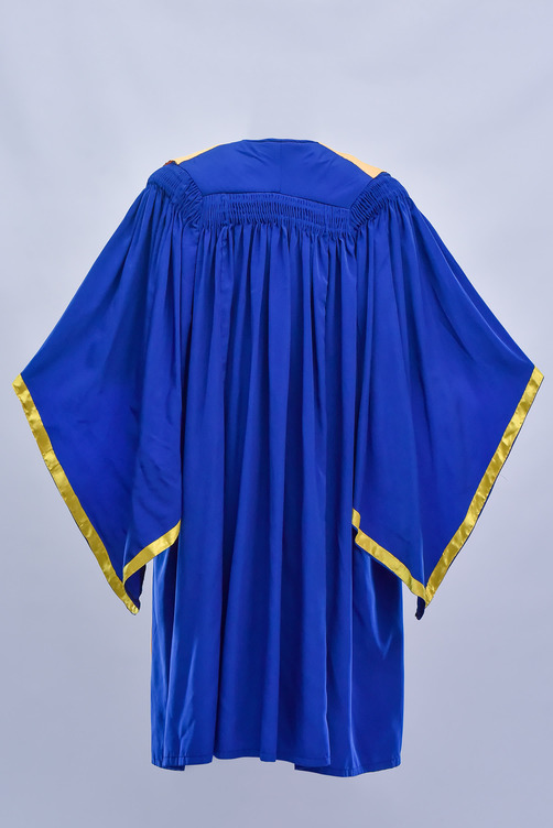 Best Graduation Cloaks, Hat,Scrolls,Pouchs,Garlands,Hoods In Sri Lanka