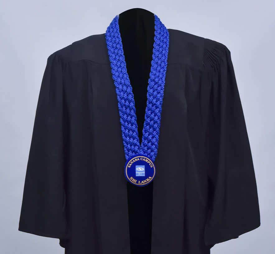 Best Graduation Cloaks, Hat,Scrolls,Pouchs,Garlands,Hoods In Sri Lanka